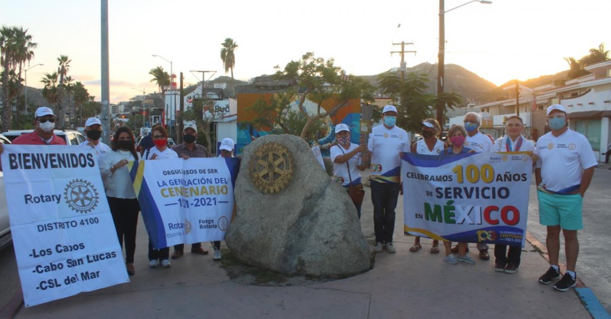 Club Rotario celebra 100 años presentando el fuego Rotario
